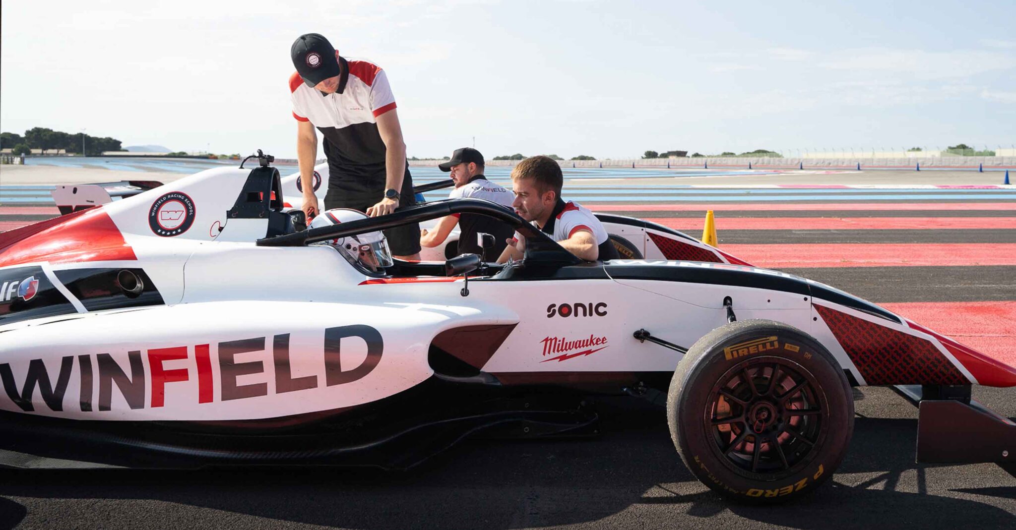 HOW TO START YOUR CAREER IN MOTORSPORT - Winfield